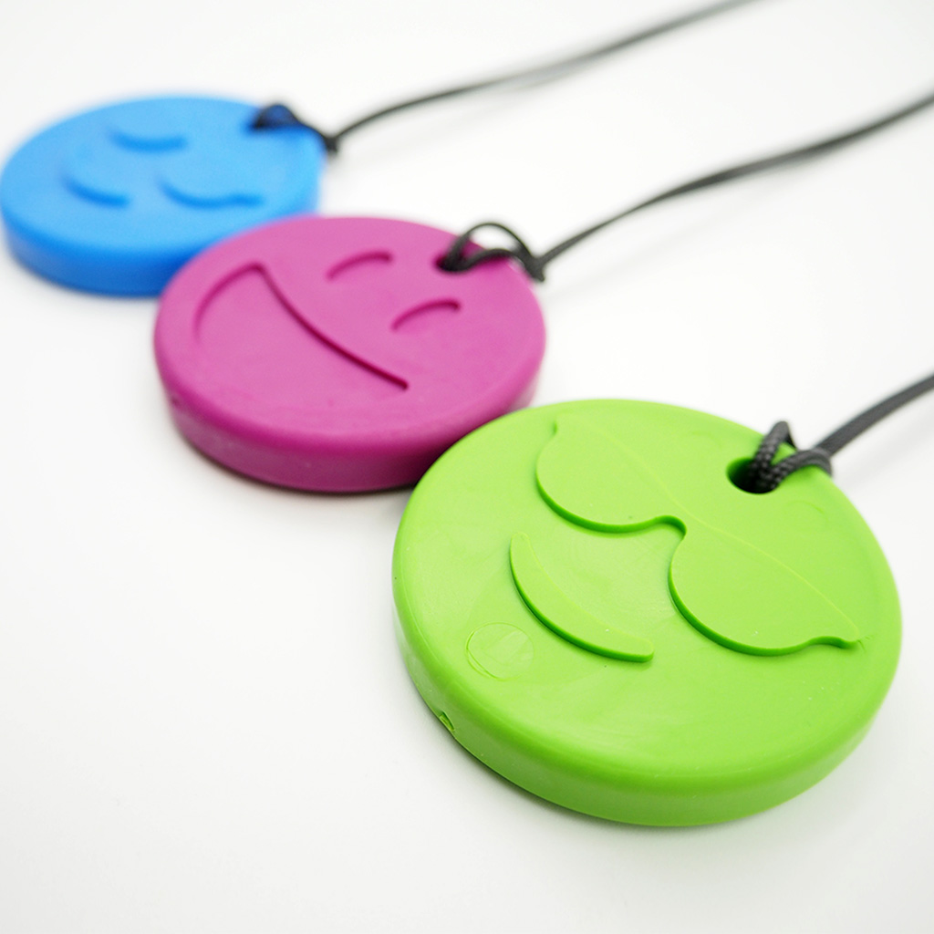 ARK Smiley Face Chewy Necklace | NovitaTech